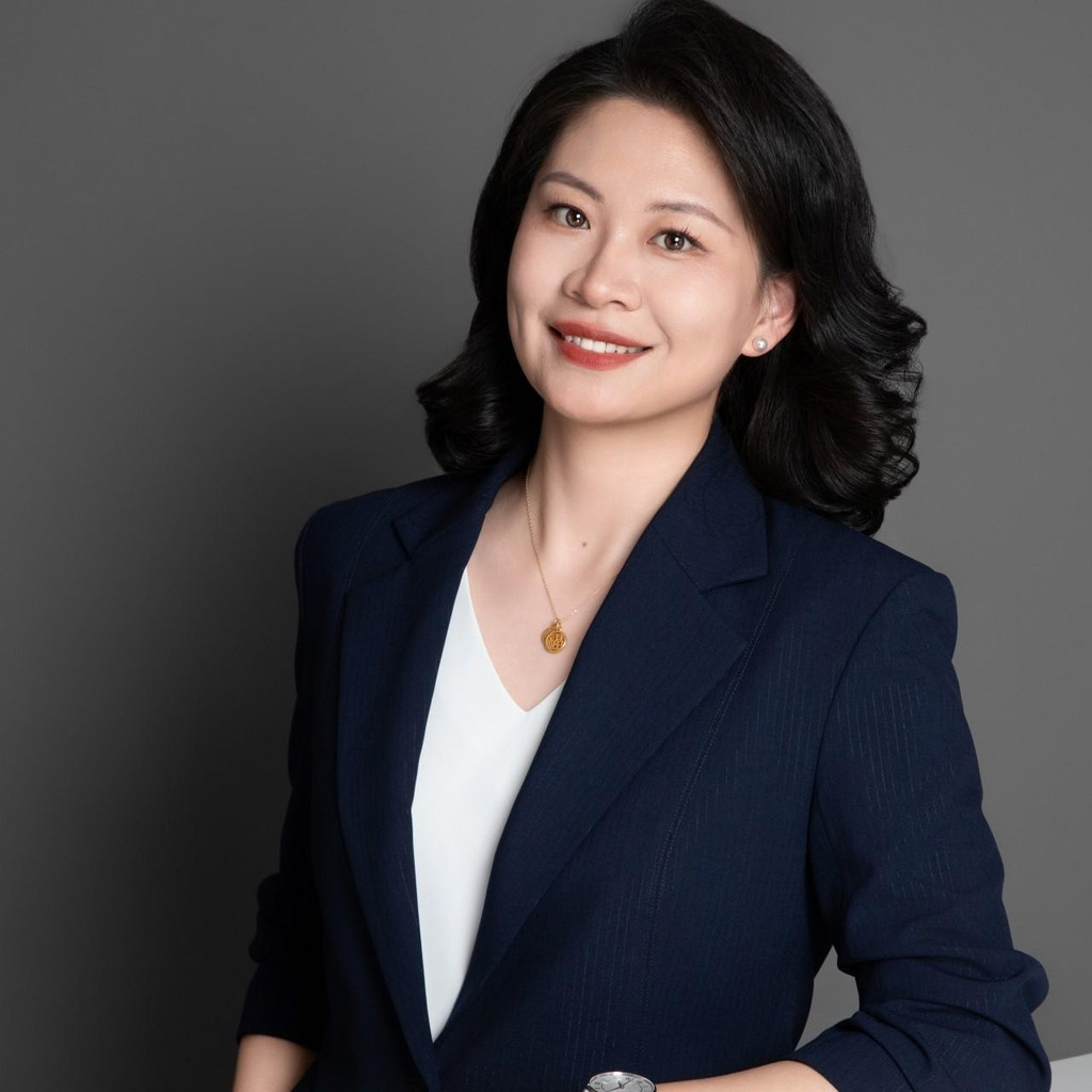 Yiwen Hu - Executive Assistant of CFO - Kostal (Shanghai) Management Co ...