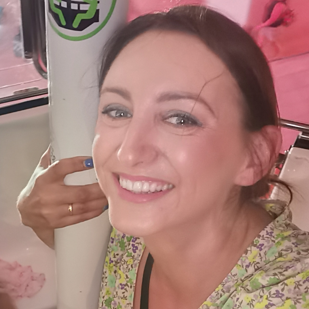 Laura Bonello - Filialmitarbeiterin - dm-drogerie markt Deutschland | XING