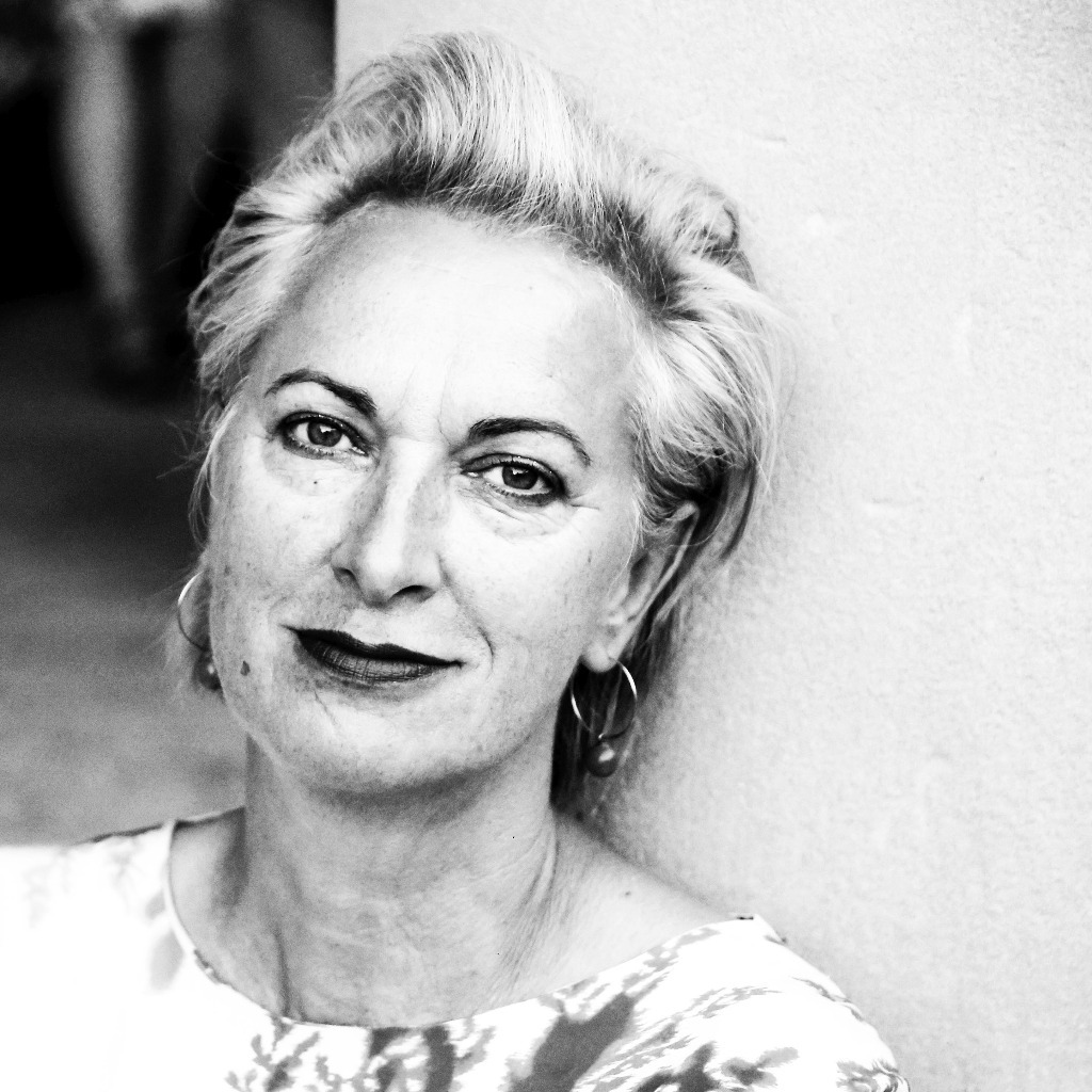 Annette Michels - Director Office Management - D'art Design Gruppe | XING