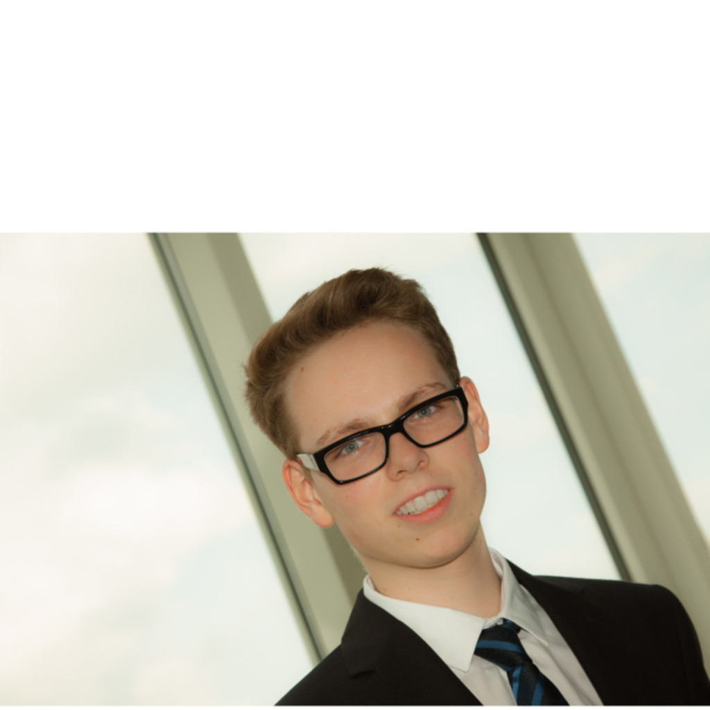 Alexander Decker - Auszubildender zum IT-System-Kaufmann - Collax GmbH ...