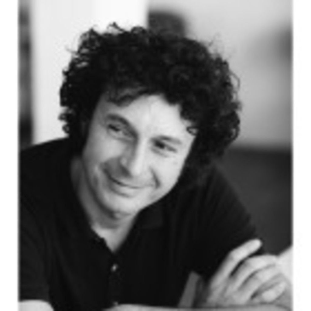 Markus Bassler - Fotografie-Studioleitung - Moondogstudio | XING