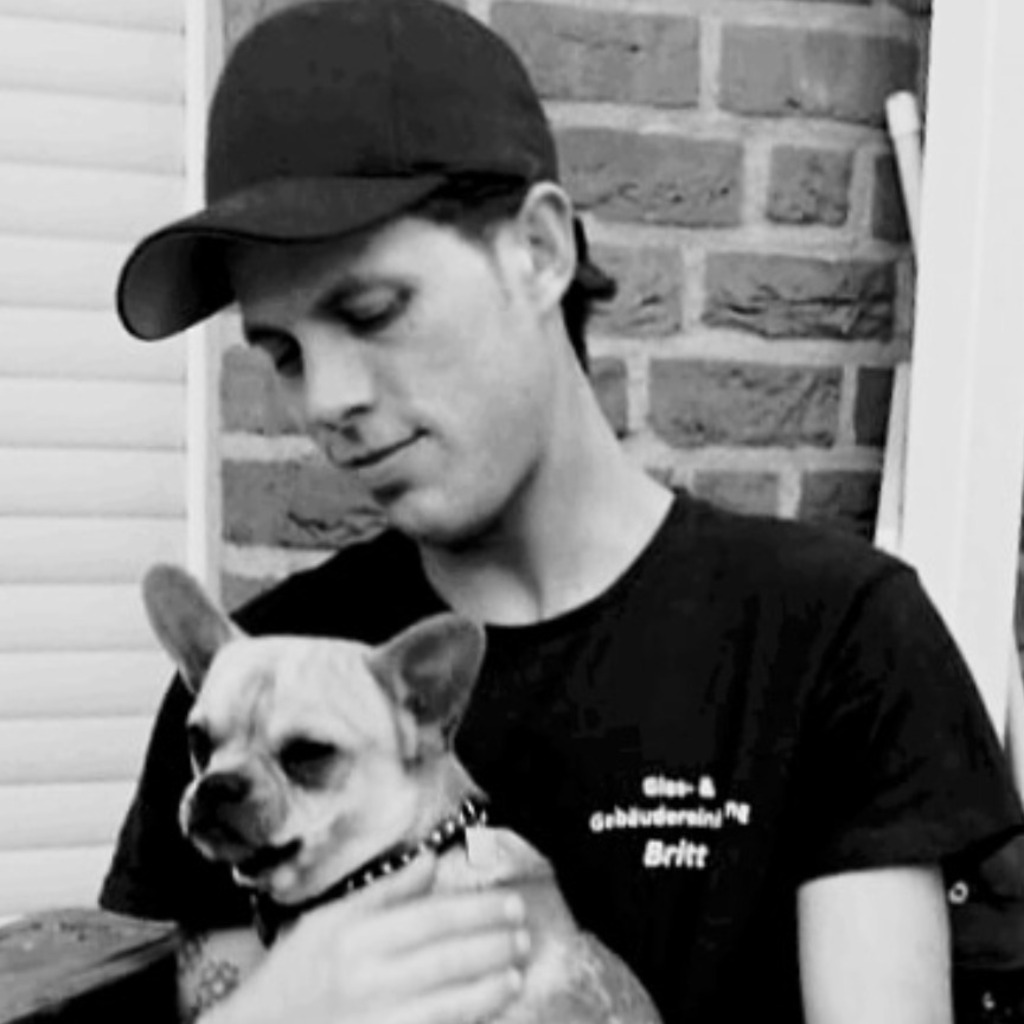 Robin Britt - Geschäftsführer - Glas- und Gebäudereinigung Britt | XING