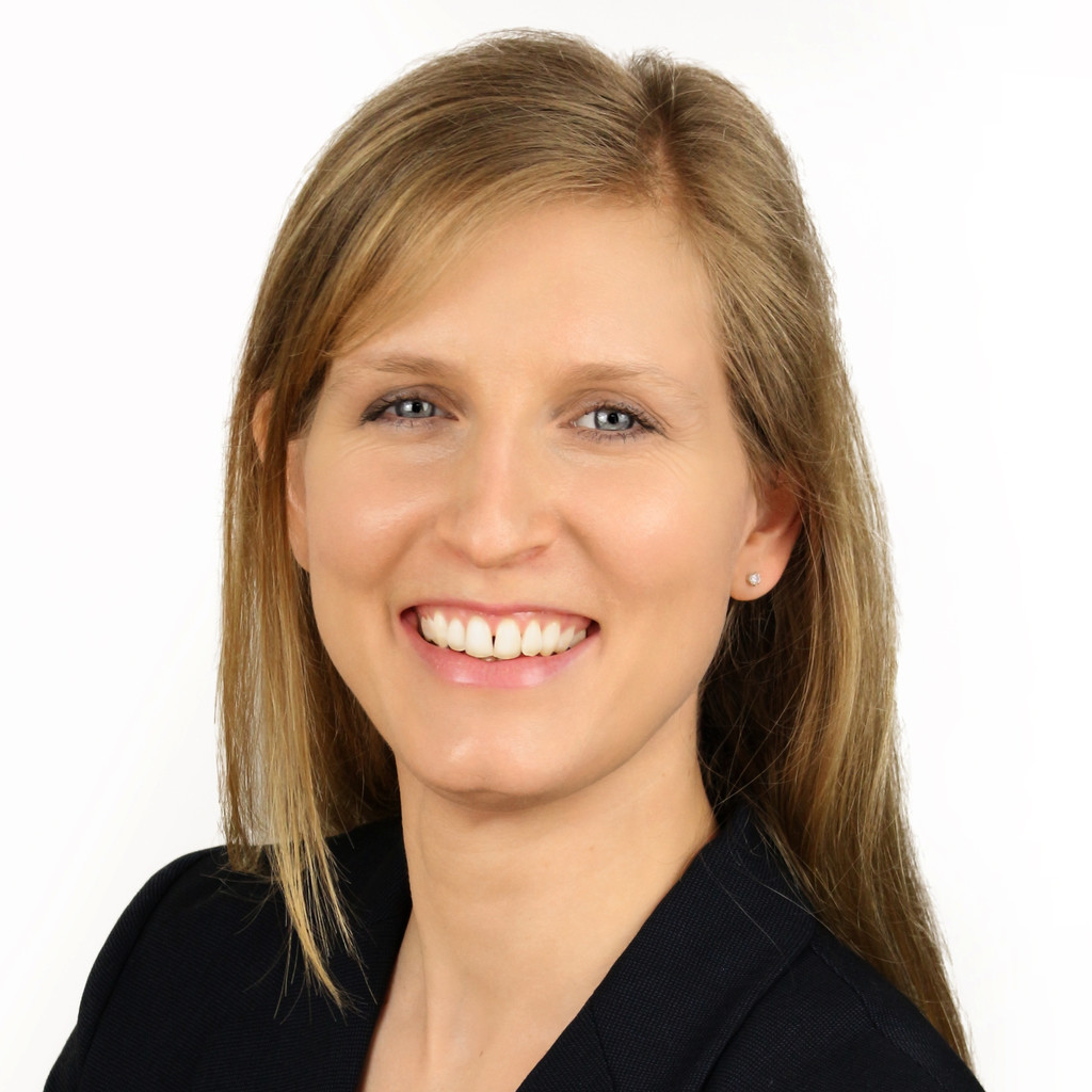 Anna Roschke's Instagram, Twitter & Facebook on IDCrawl