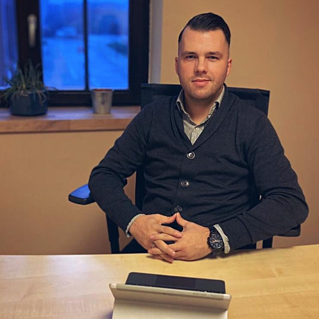 Daniel Kaminsky - Betriebsleiter - SKY Gebäudereinigung | XING