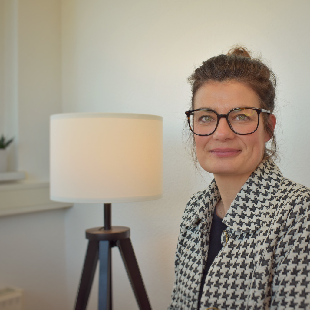 Alexandra Block - Studienberaterin - IU Internationale Hochschule | XING