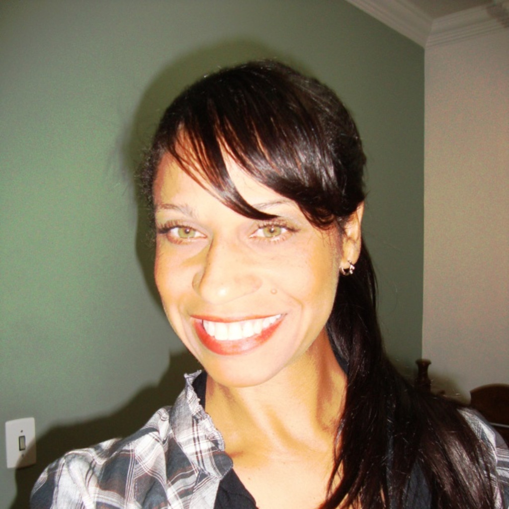 Elizabeth Lopes - Consultora Comercial de Vendas de Serviços ...