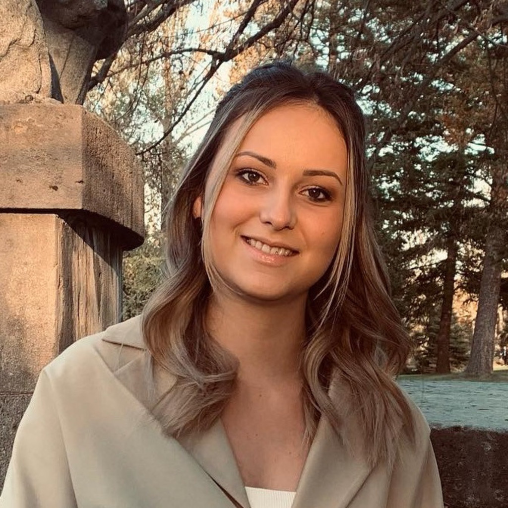 Enna Liebermann - Fallmanagerin - Fachkrankenhaus Schloss Friedensburg ...