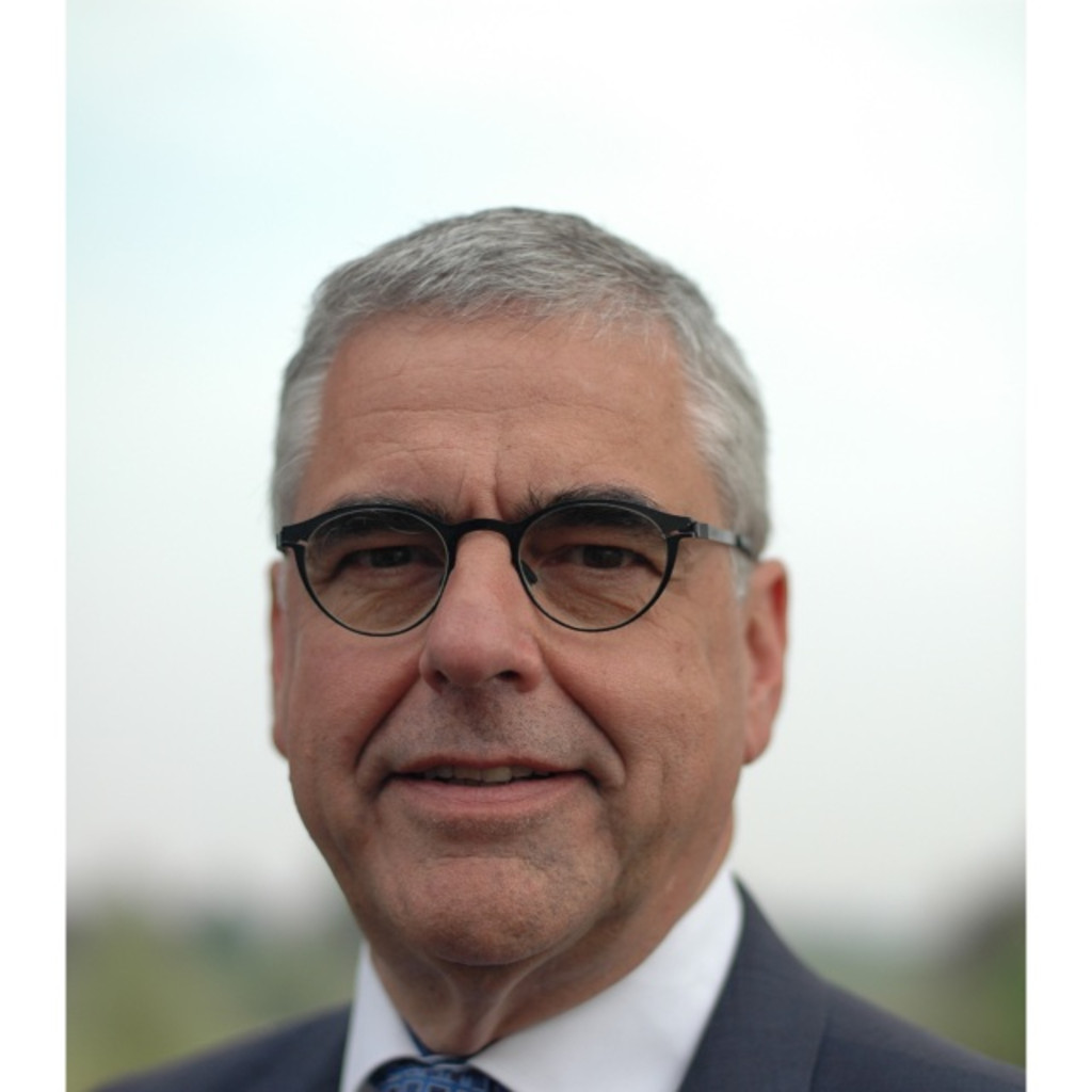 Detlef Koerger - Senior Account Executive Kaercher - DXC Technology ...