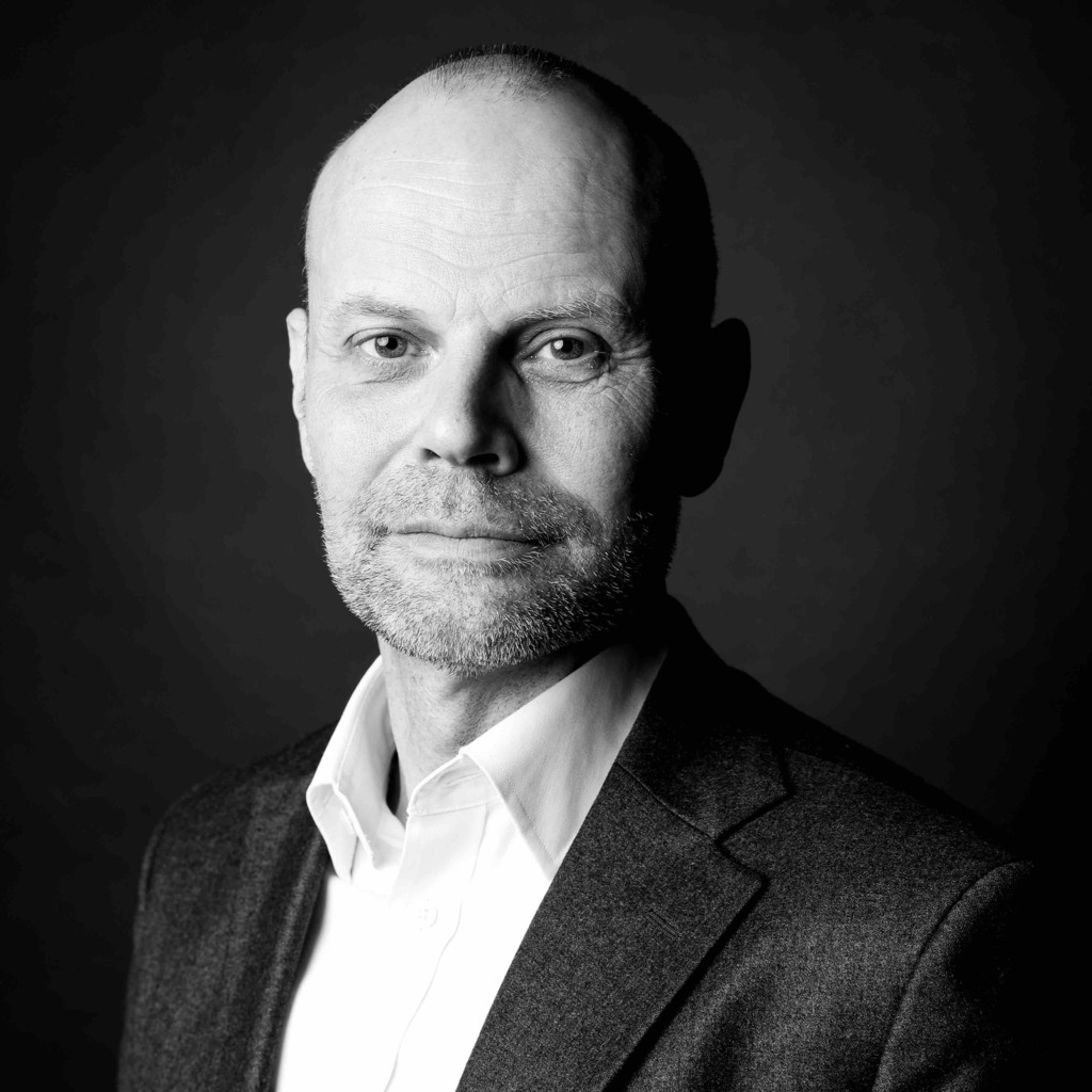 Nils John - Country Manager (GF) & diverse operative Rollen ...