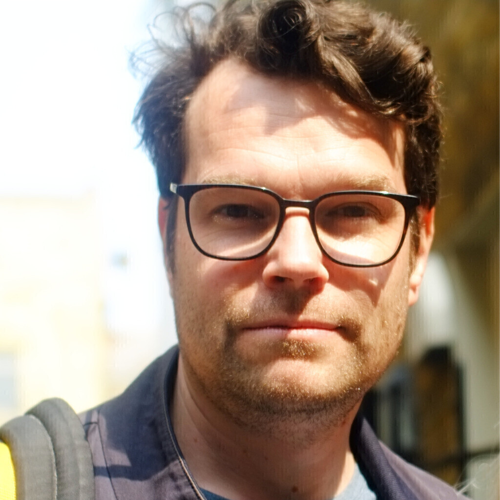 Neil Holt - Inhaber - Neil Holt Typografie/Entwurf | XING