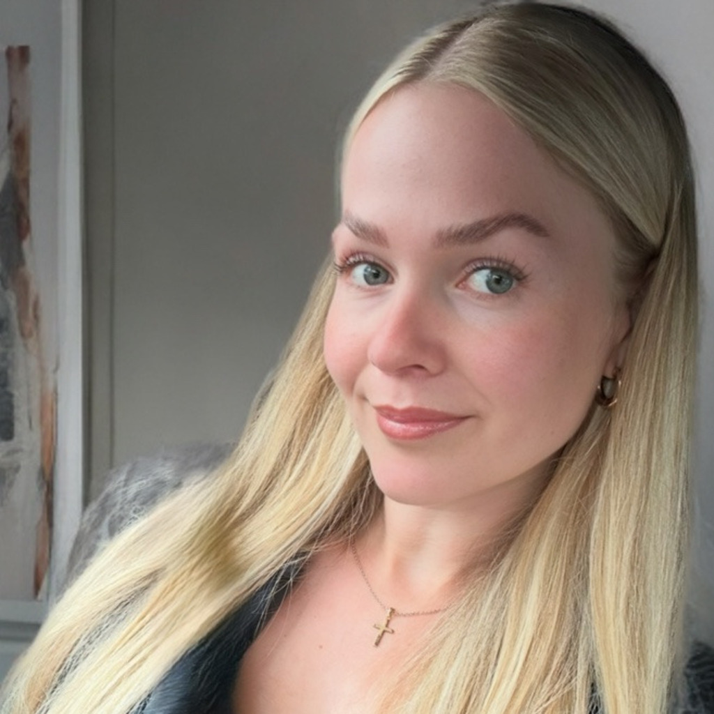 Marie Louise Sick - Serviceassistentin - Nord-Ostsee-Automobile GmbH ... Marie Louise Sick - Serviceassistentin - Nord-Ostsee-Automobile GmbH ...