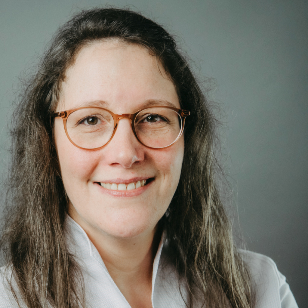 Stephanie Dellen - Qualitäts- und Handelspartnerspezifikations ...