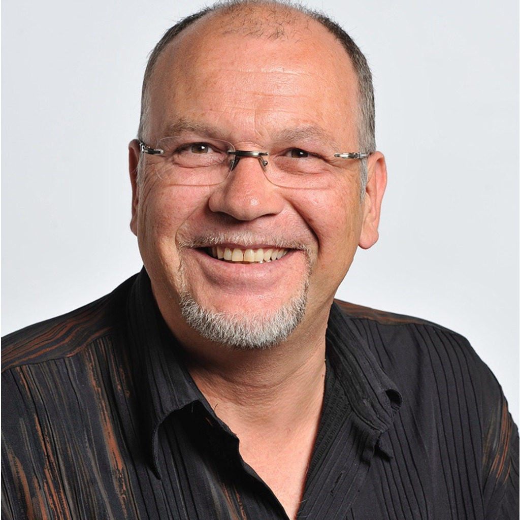 Carl René DeThomas - Therapeut - Selbstständig. | XING