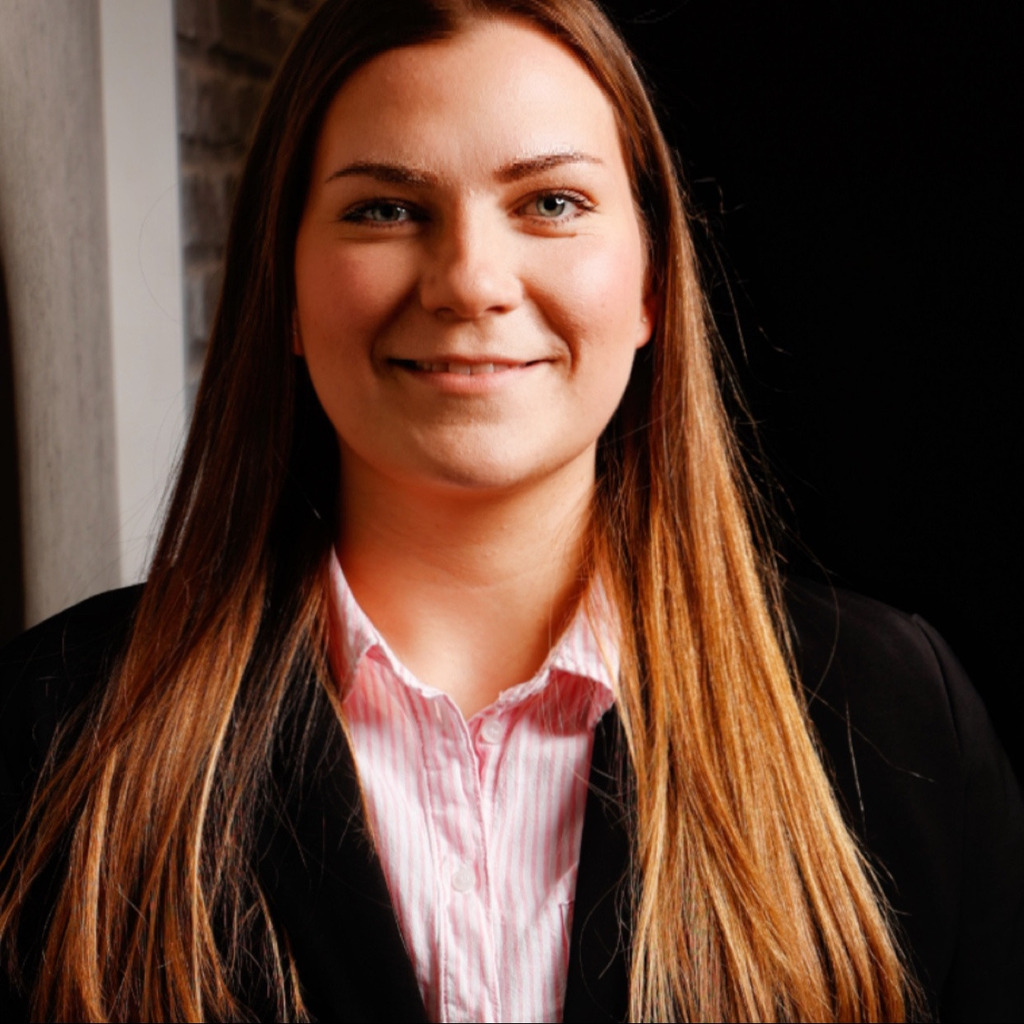 Gesine Klipp - Immobilienkauffrau - ZBVV - Zentral Boden Vermietung und ...