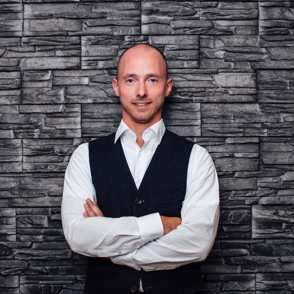 Simon Autem - Director Production & Project Management - Encore | XING