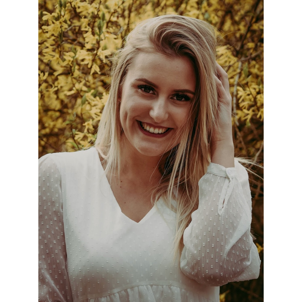 Nina Huber - Fachkraft für Lagerlogistik - BMW Group | XING