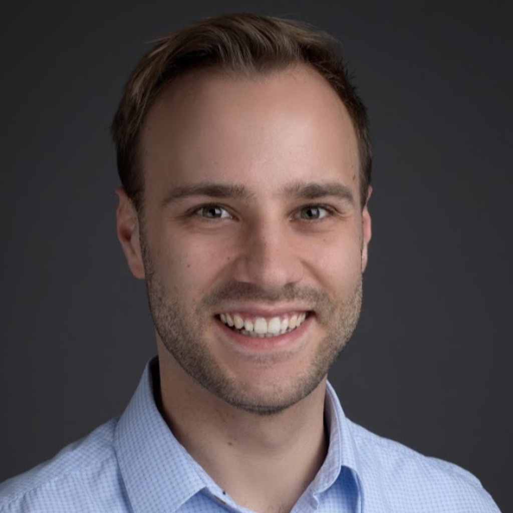 Elena Schlichting's Instagram, Twitter & Facebook on IDCrawl