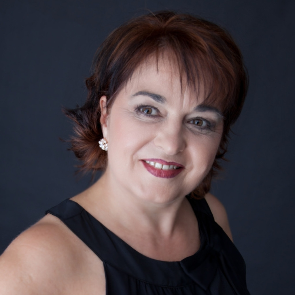 Brigitte Rath-Beck - Inhaberin - www.edelstahlmoebel.de | XING