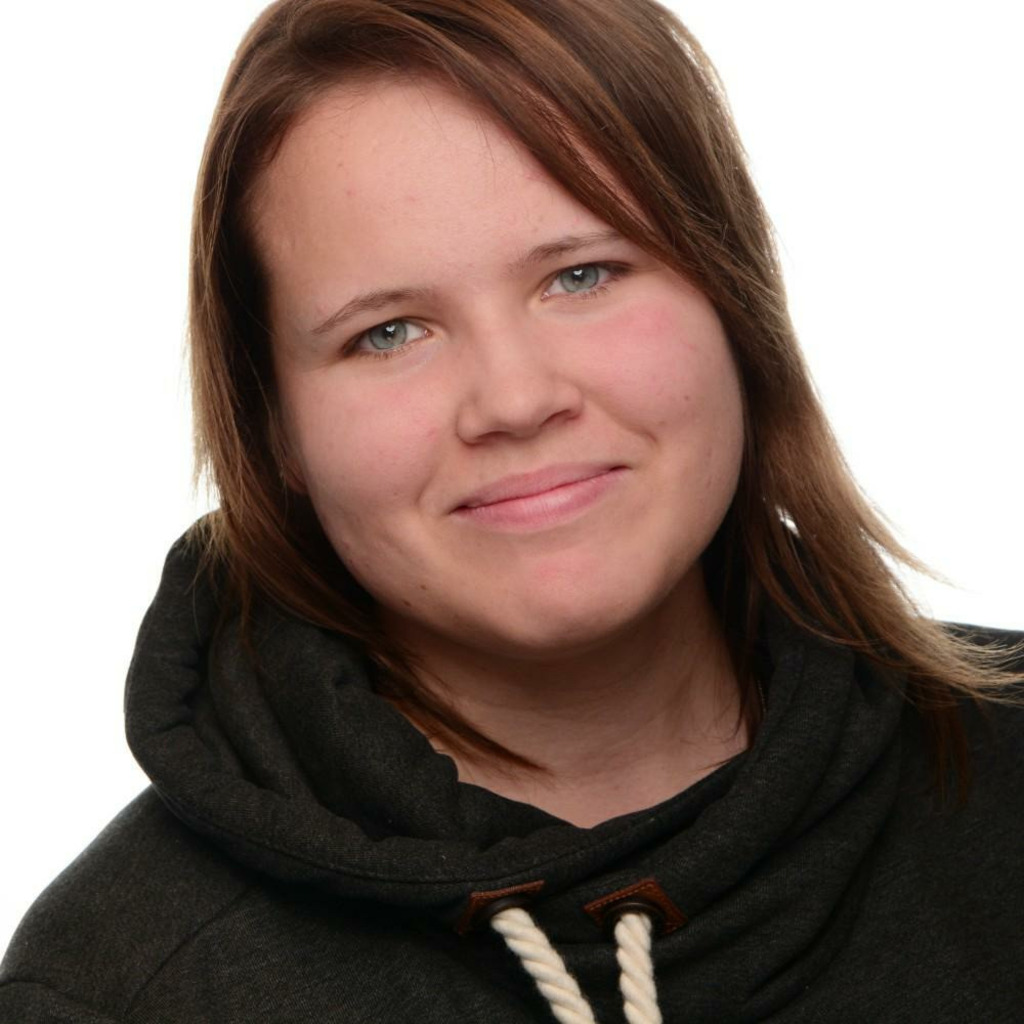 Aileen Schiefke - Matrose - Rainer Abicht Elbreederei GmbH & Co. KG | XING