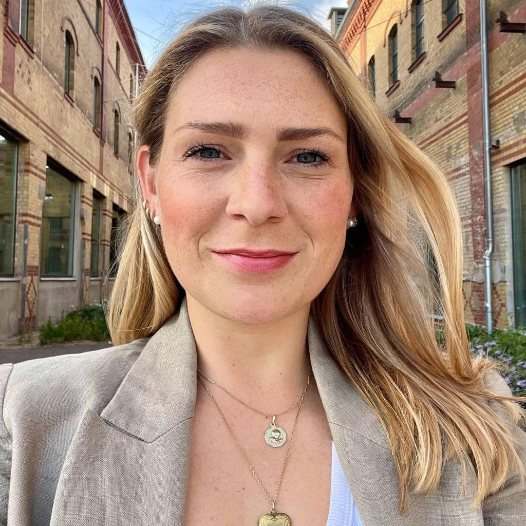 Sarah Grimaldi's Instagram, Twitter & Facebook on IDCrawl