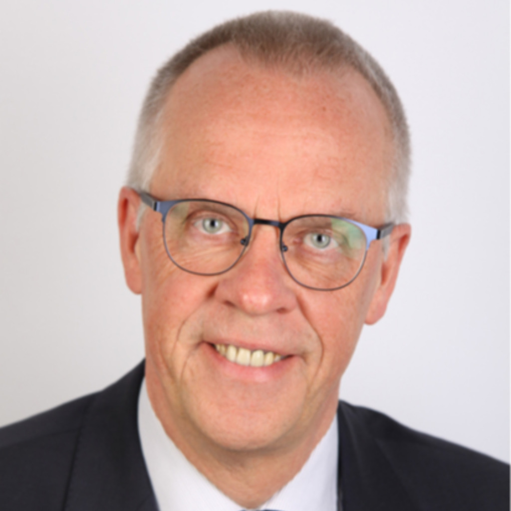 Wolfgang Köhler - Senior Manager Controlling Operations Manching ...