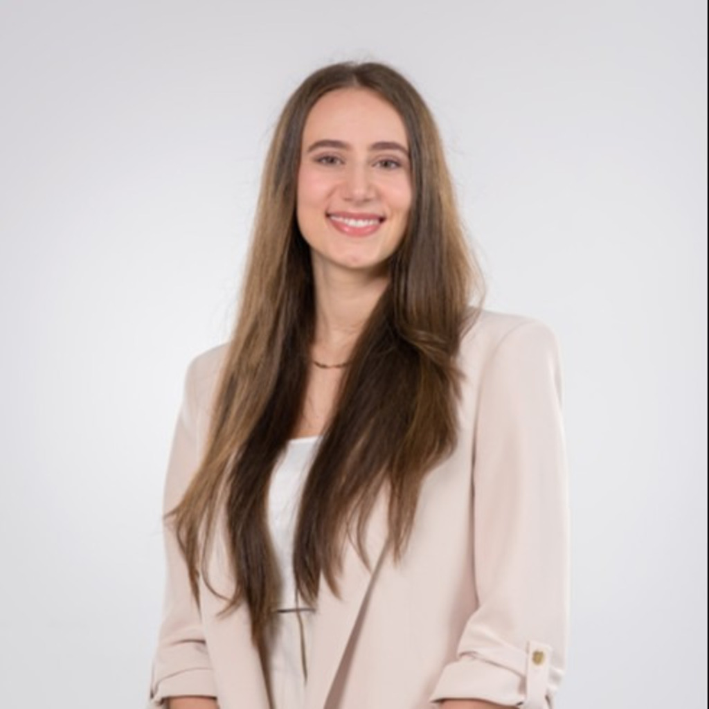 Leonita Mazrekaj - Junior Recruiterin Consultant - Teaps GmbH | XING