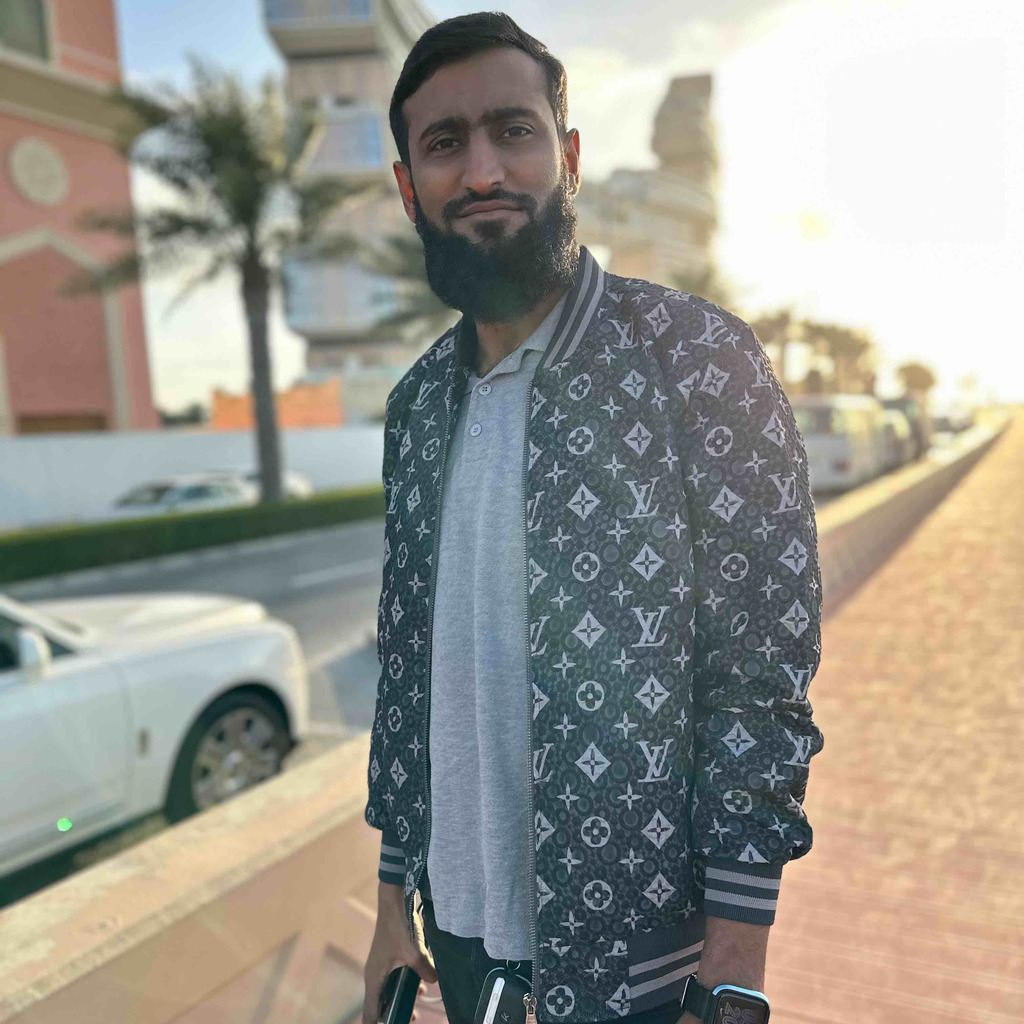 Farhan ismail Kola - owner - logomatic | XING