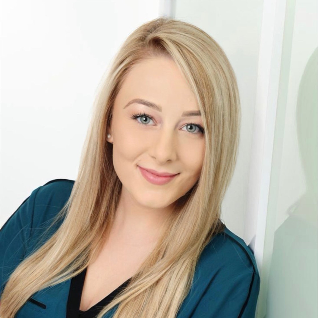 Alina Keßler - Senior Associate - Spencer Stuart & Associates GmbH | XING