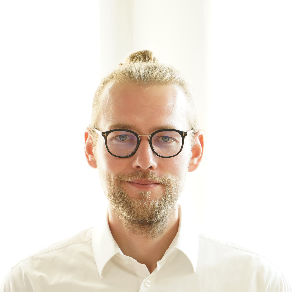 Lucas Eibner - VP Global Treasury & Investor Relationship - All4Labels ...