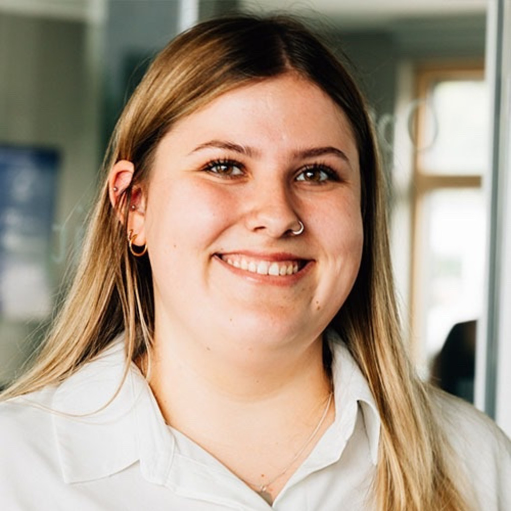 Melanie Hagg - Online Marketing Manager - Jörg Löhr Akademie GmbH | XING