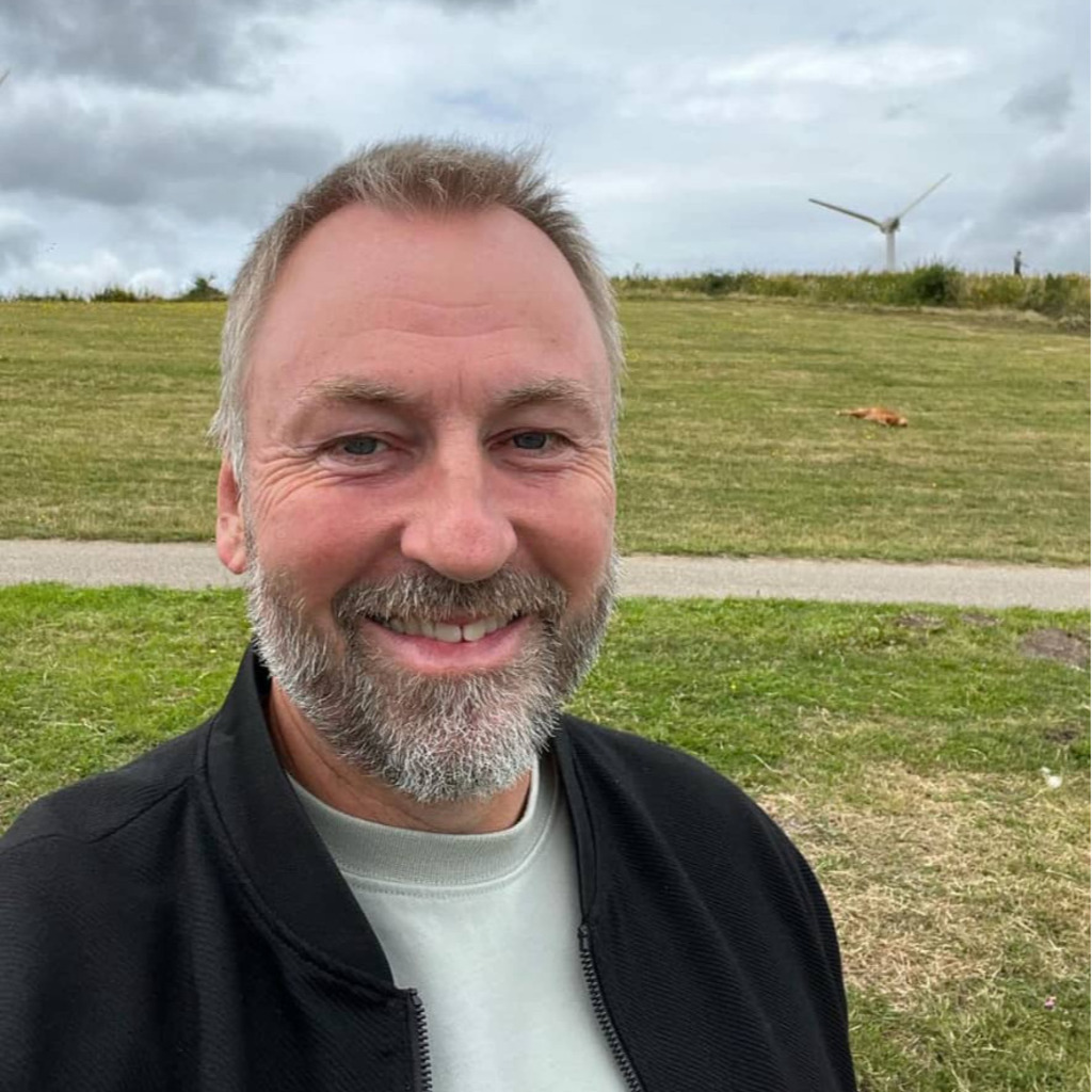 Ethan Michael's Instagram, Twitter & Facebook on IDCrawl