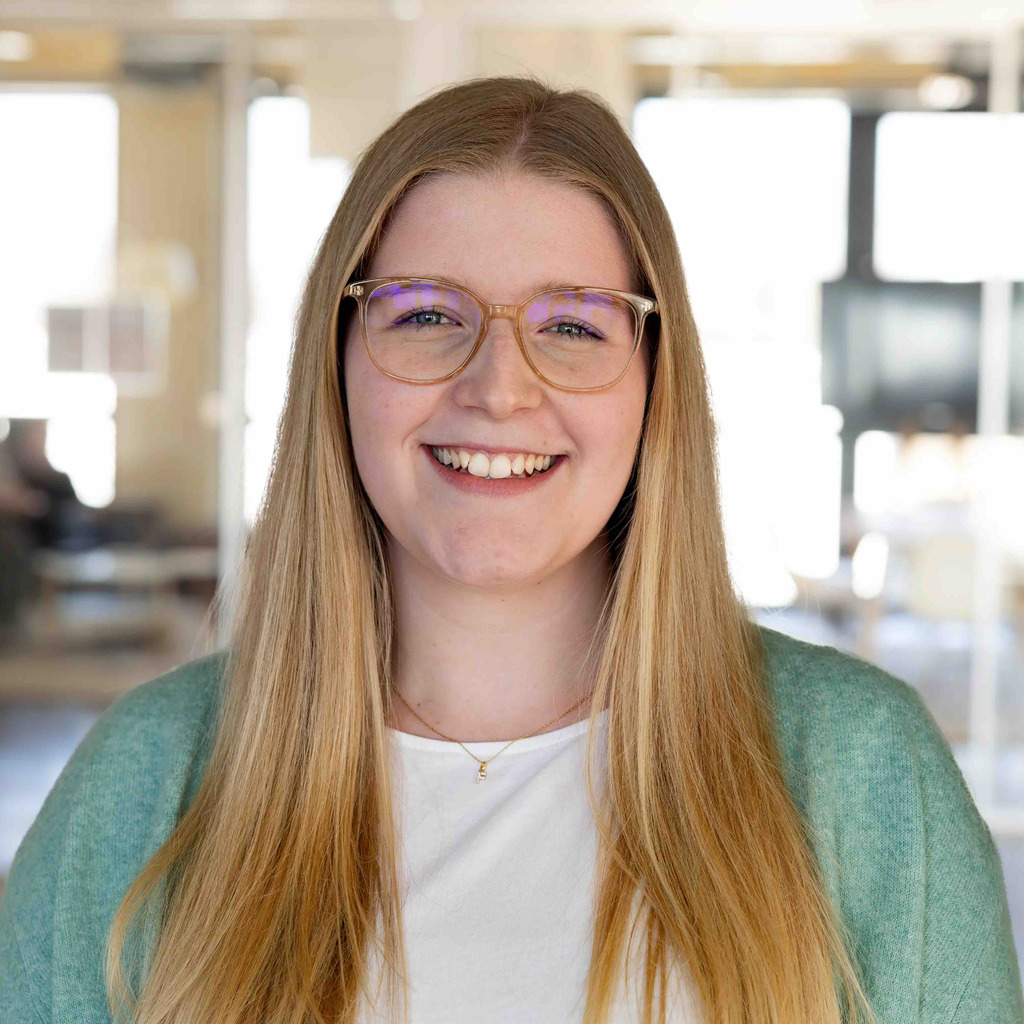 Jessica Klein - Junior Business Development Managerin - E113 ...