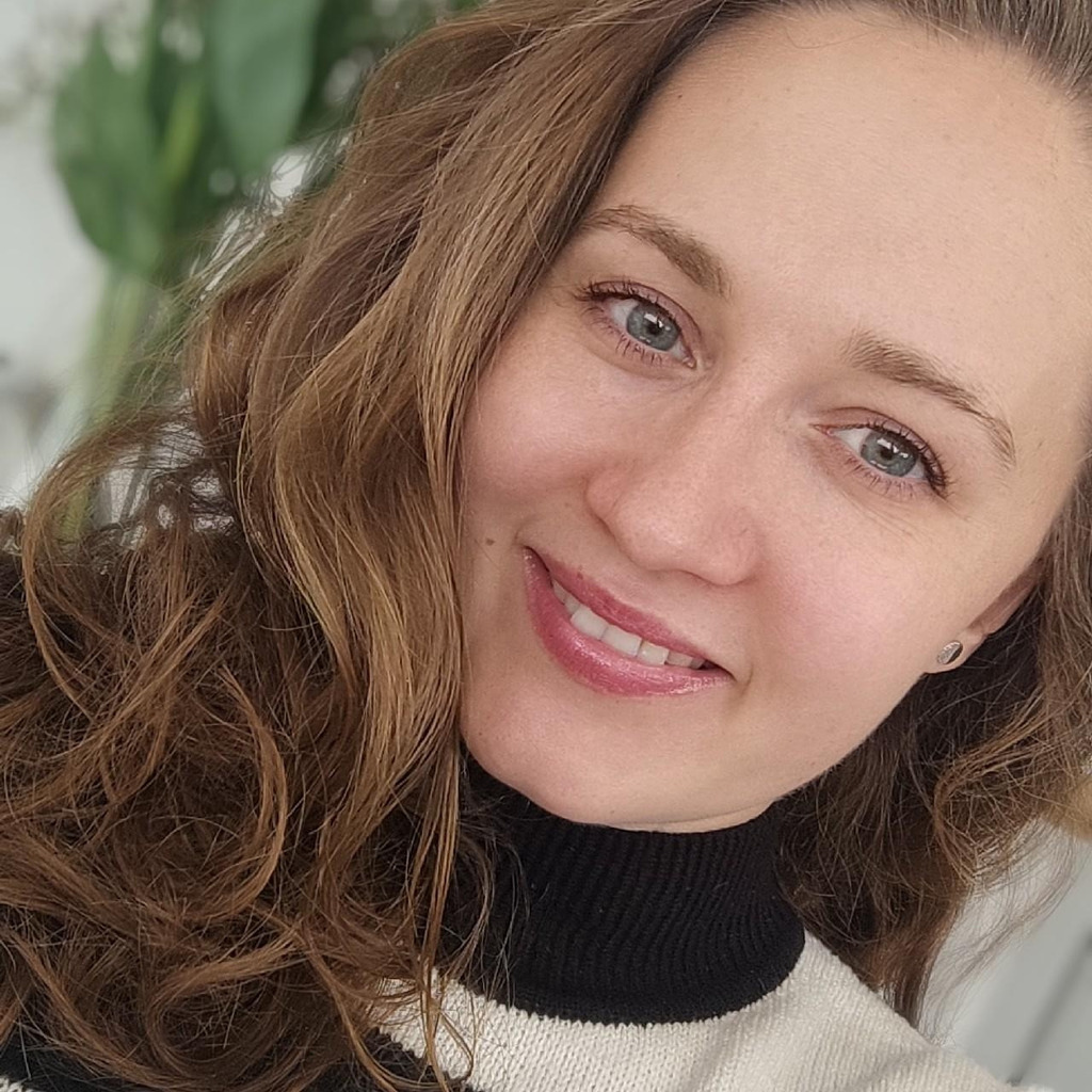 Nina Hanich - Selbständigerwerbende - Nina Hanich | XING