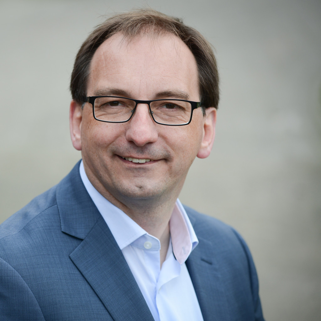 Ronald Fleischmann's Instagram, Twitter & Facebook on IDCrawl