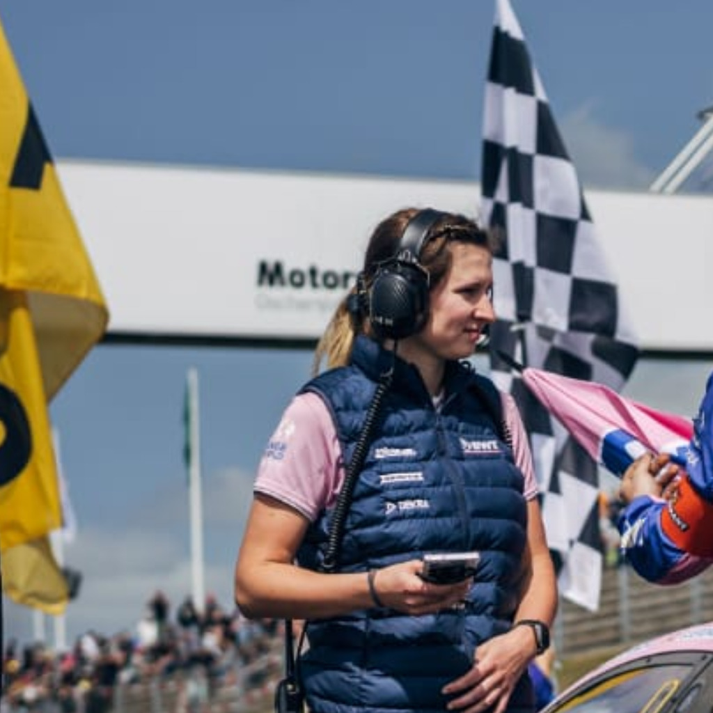 Laura Wolf - Business Administration - Hochschule für Wirtschaft und ...