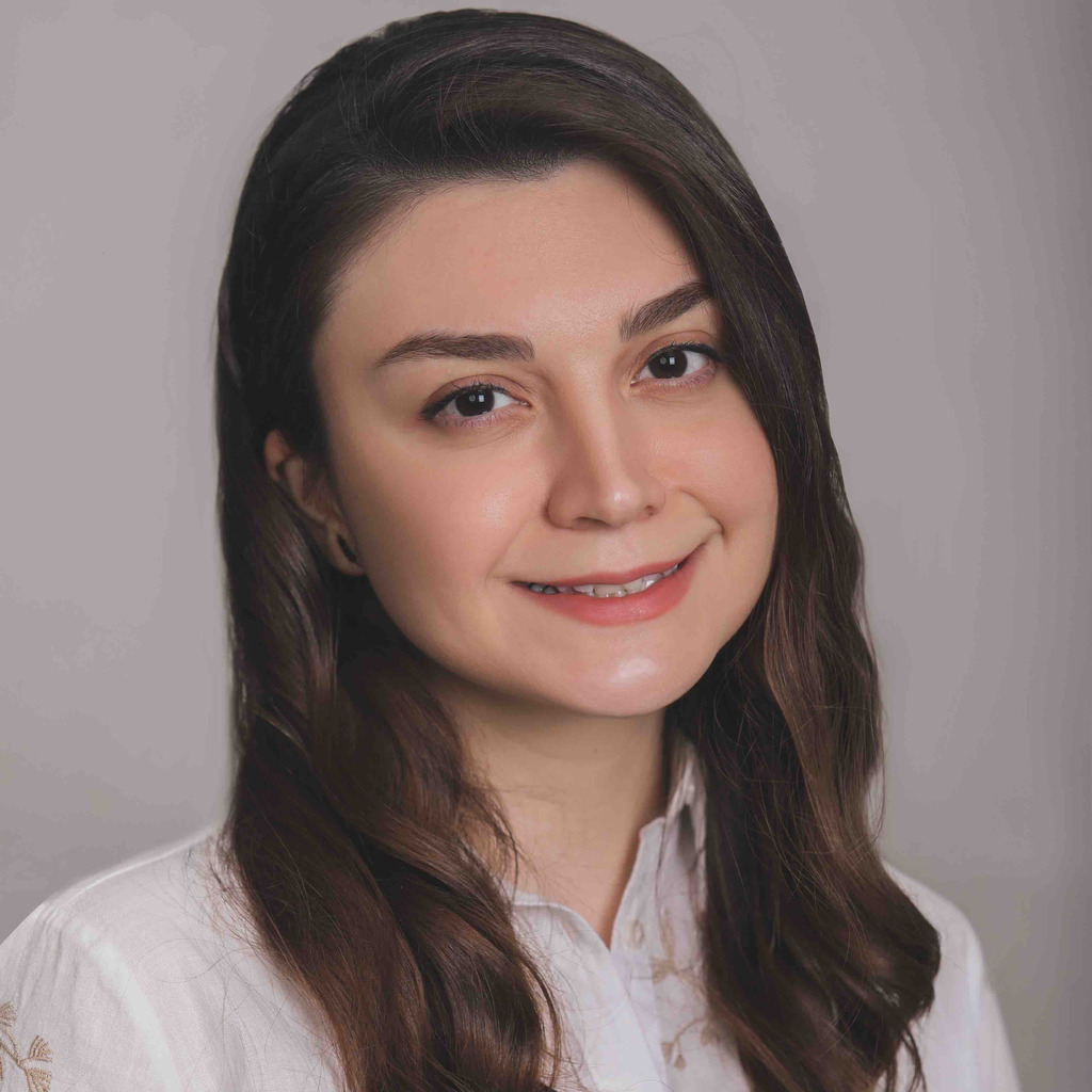 Olena Veghar - Kassiererin - KG ZARA Deutschland B.V. & Co. | XING