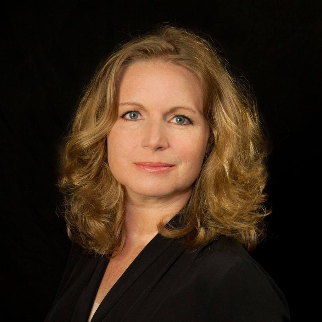 Ina Janßen - Digital Marketing Specialist - Daimler AG - Mercedes Benz ...