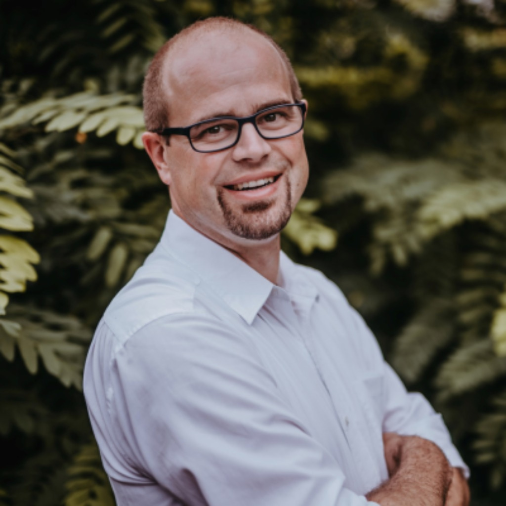 Daniel Merbecks - Support & Management Klinikinformationssysteme ...