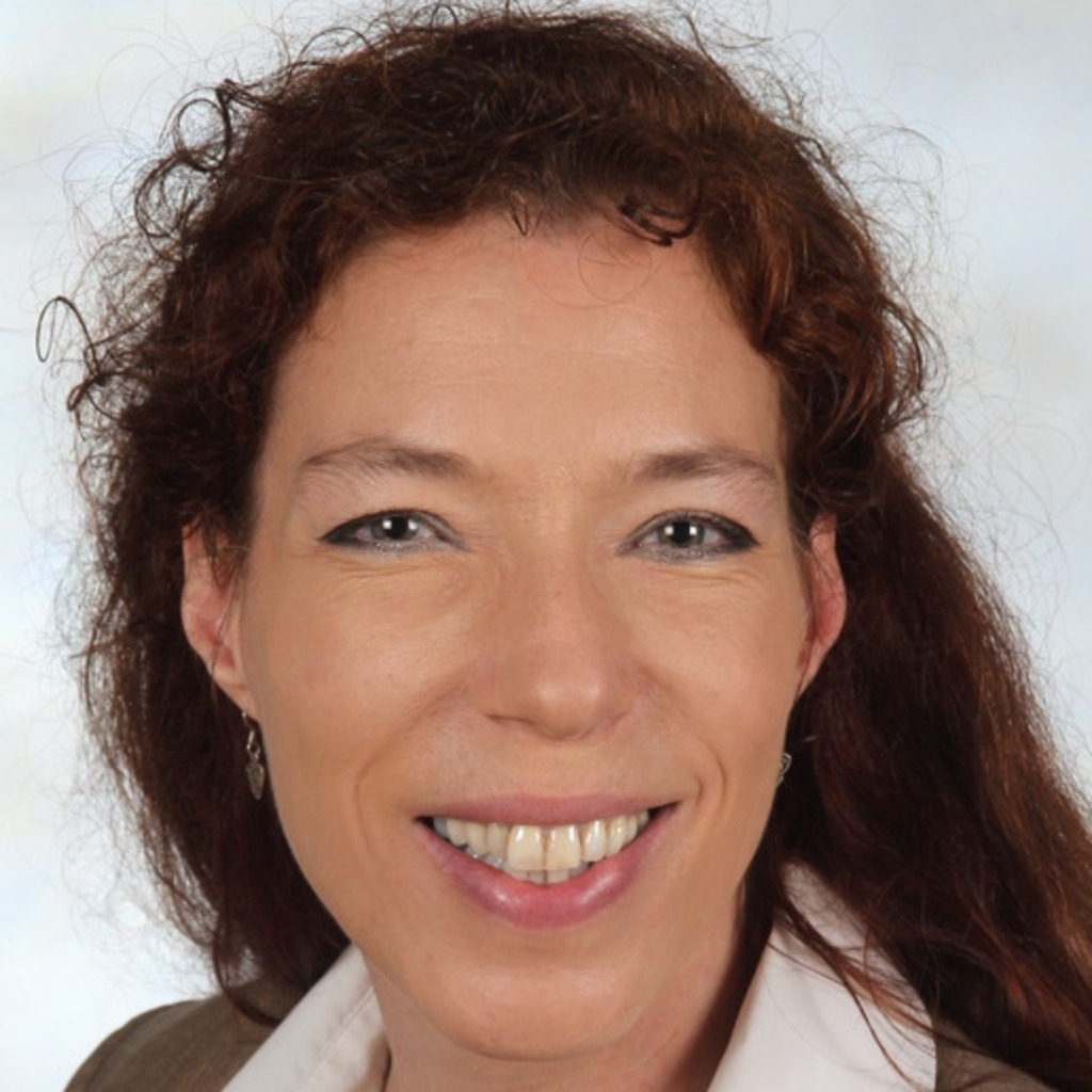 Daniela Klinger - Service Assistentin - Graf Hardenberg | XING