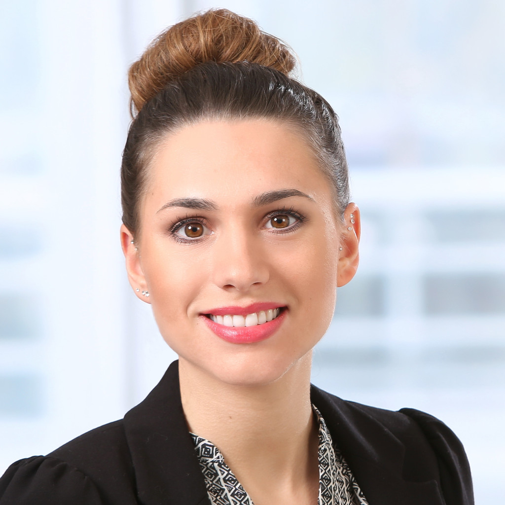 Katrin Hofmann - Filialgebietsleiterin - Volksbank Kirchheim-Nürtingen ...