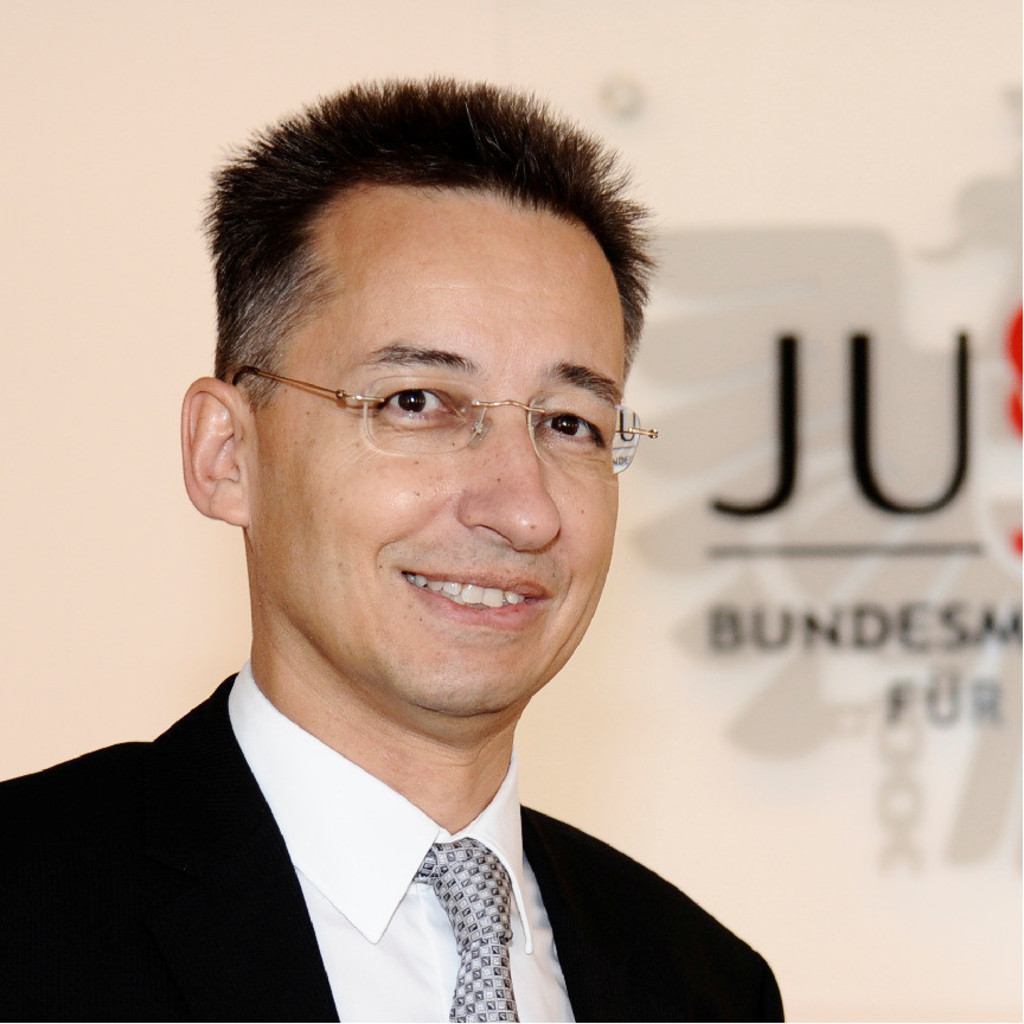 Mag. Georg Stawa - Abteilungsleiter - Bundesministerium für Verfassung ...
