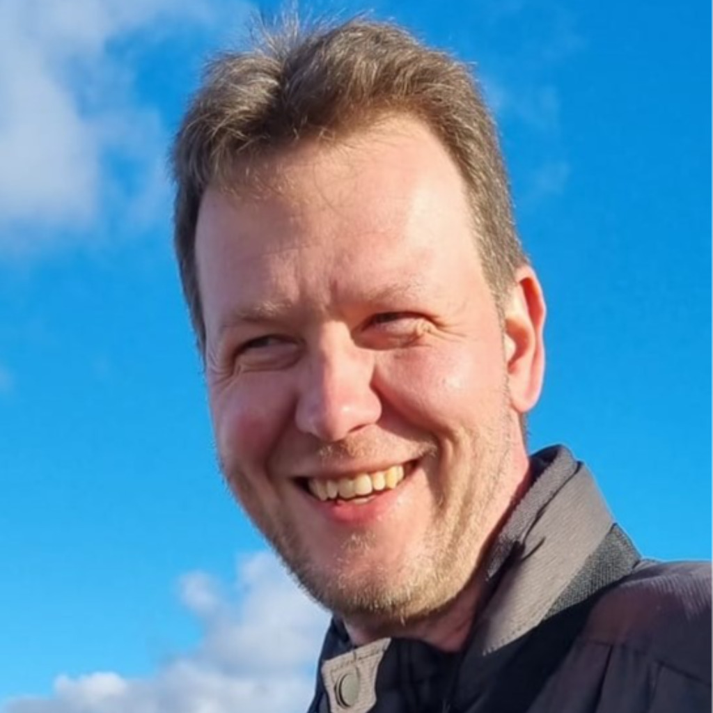 Sascha Winter - Servicemanager - DATAGROUP | XING