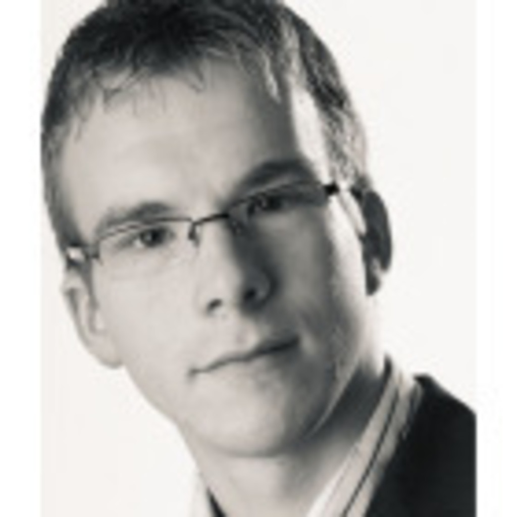 Robert Peters - Funktionsentwicklung und Applikation Thermomanagement ...