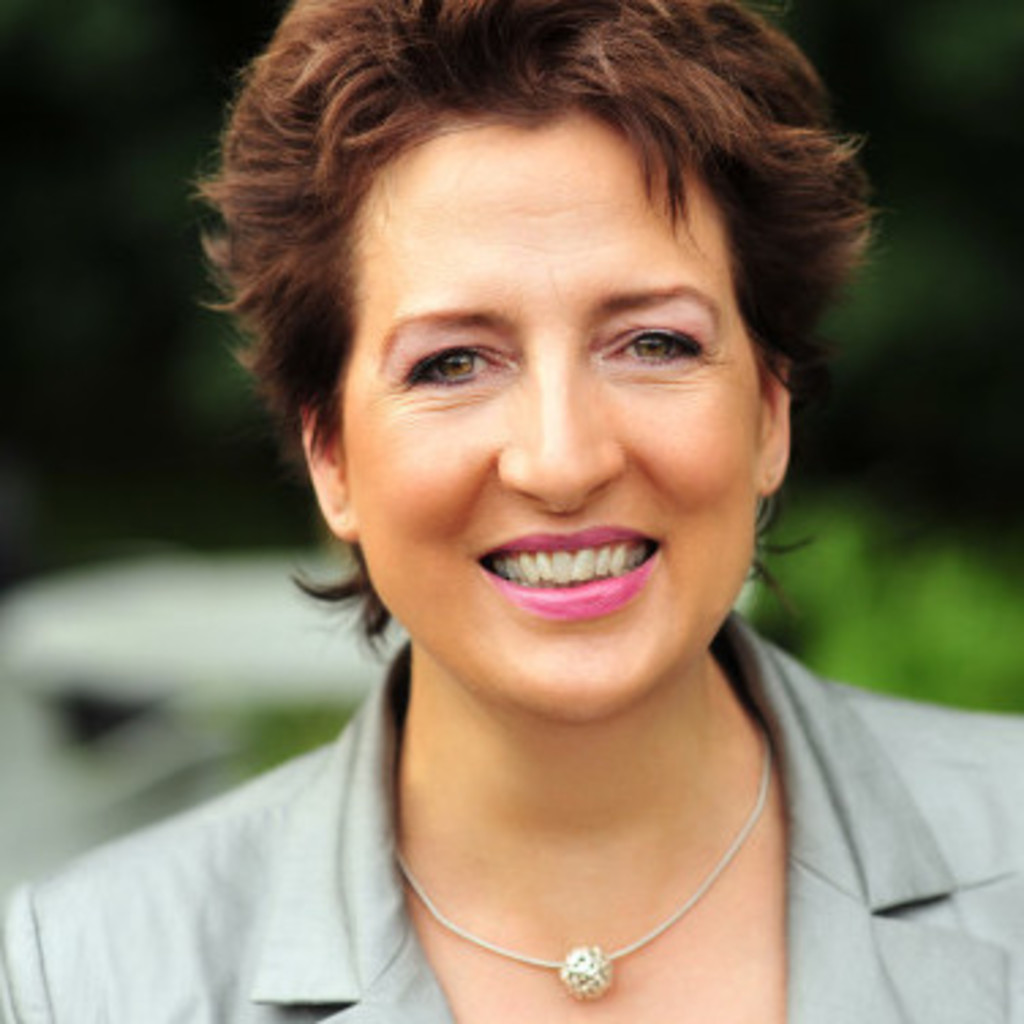 Inge Human - Mediatorin, Volljuristin - langjährige Führungserfahrung ...
