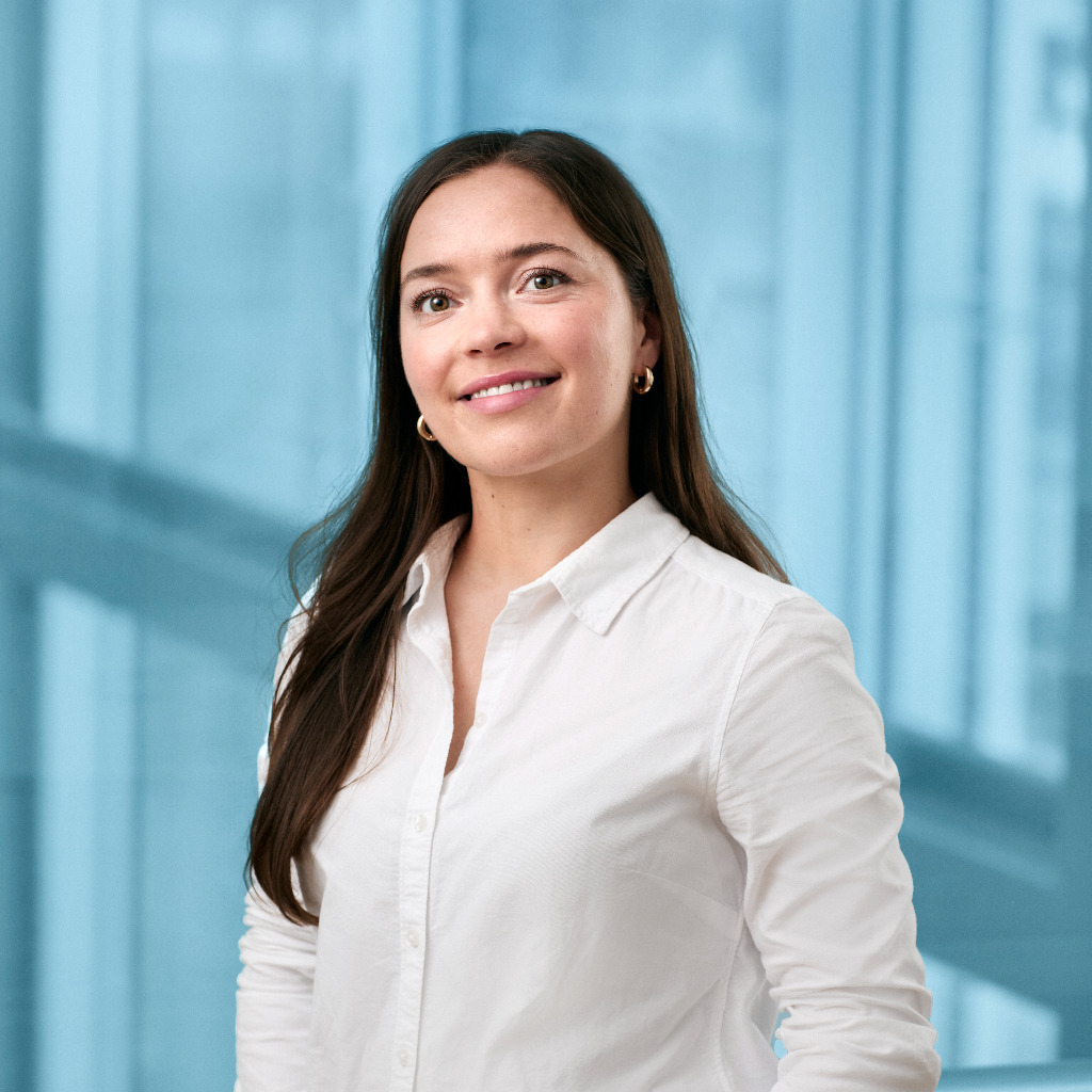 Laura Dewald's Instagram, Twitter & Facebook on IDCrawl