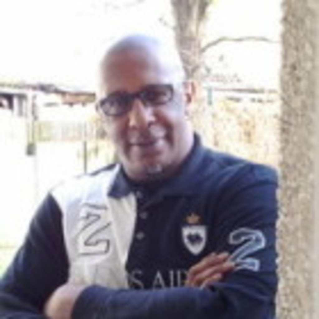 Arnette Hallman - Back Office, Und middle Office - deutsch bank (ETB ...