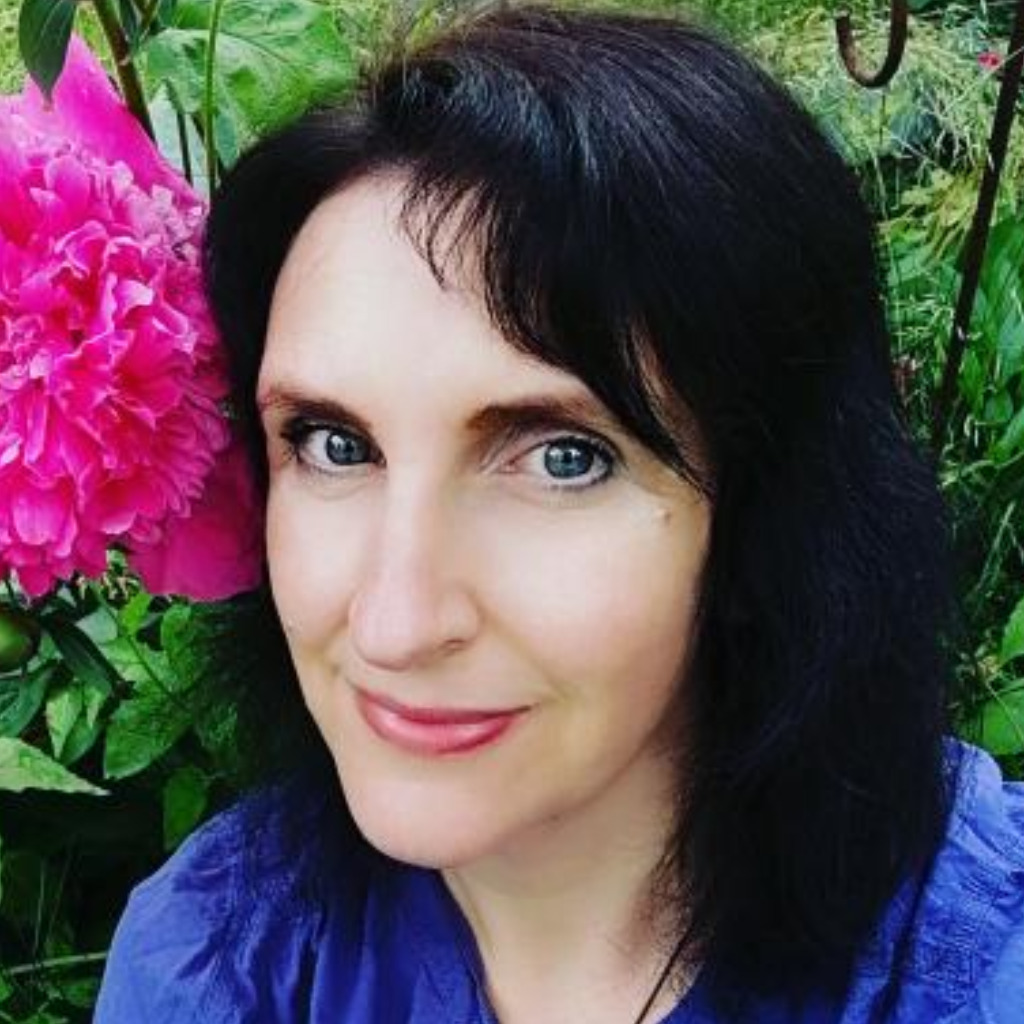 Manuela Mang - Ganzheitliche Künstlerin, Human-und ...