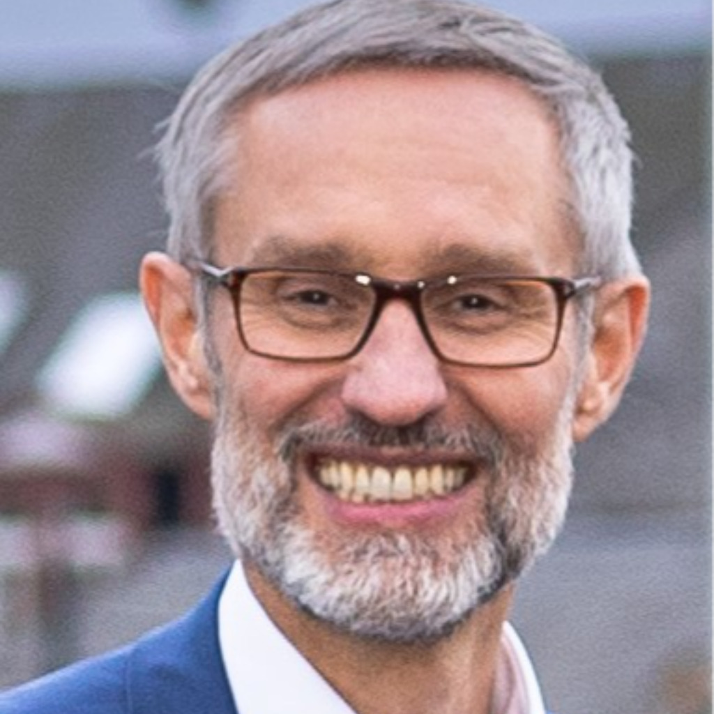 Marcus Huberti - Senior Vice President Group Controlling - R+V ...