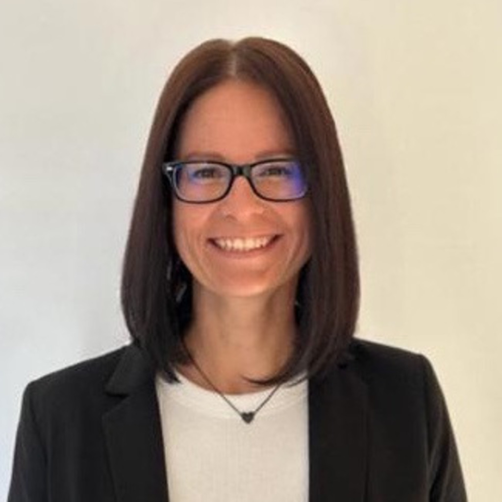 Nadine Singer - Assistenz Large Projects AC Germany | LPG-South-West ...