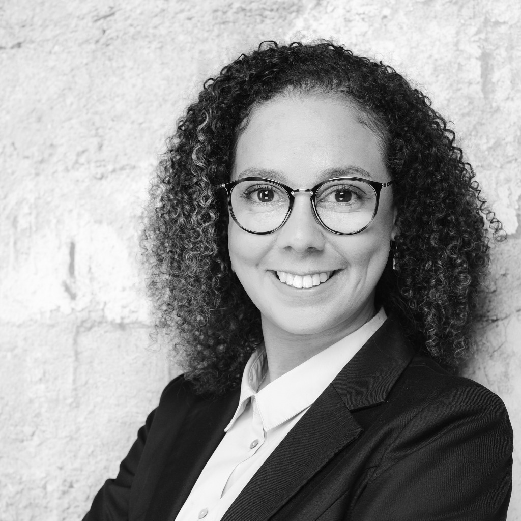 Sarah Quaynor - Senior Project Manager Strategie und M&A - svt ...